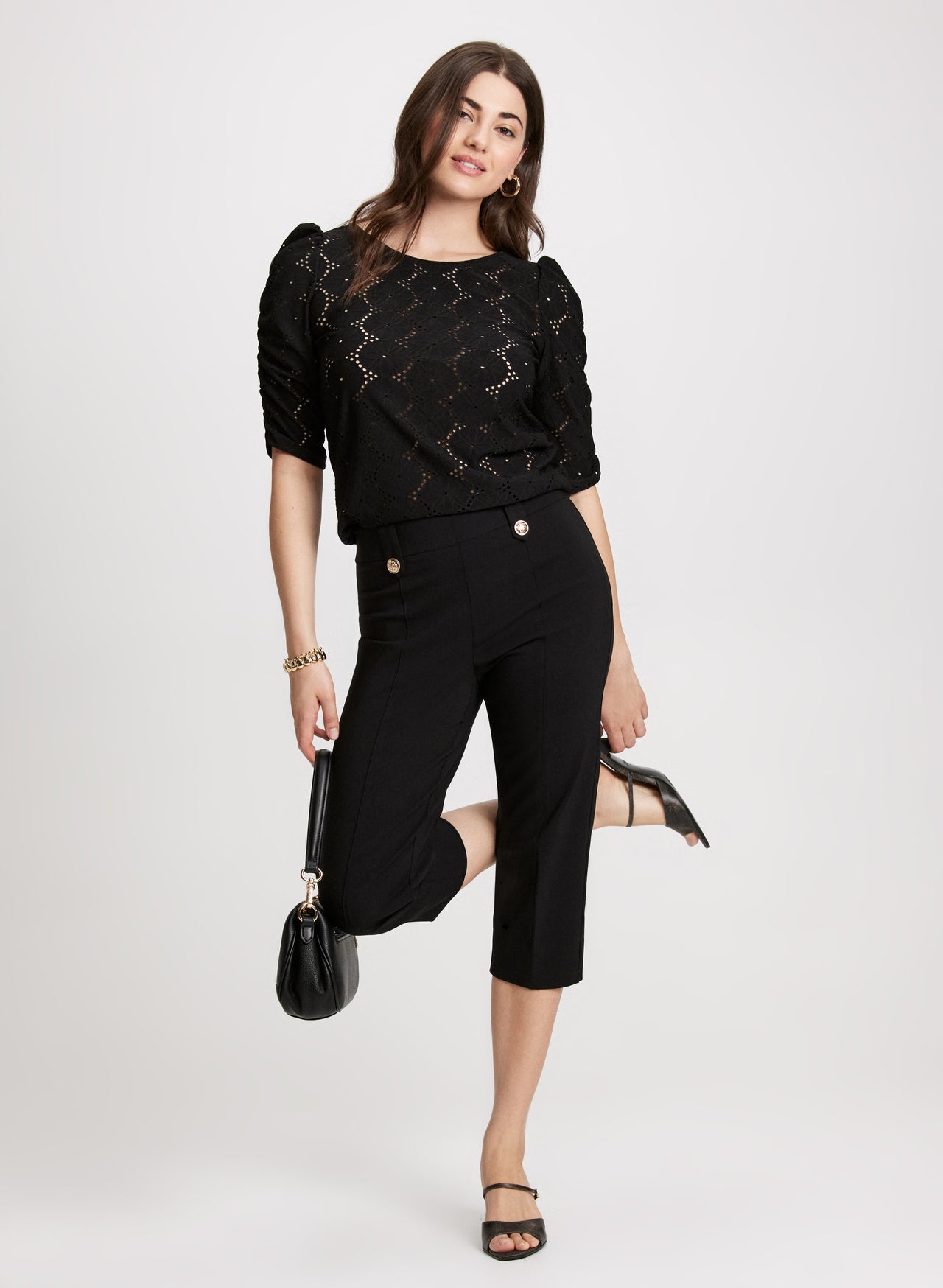 Straight Leg Pull-On Capris