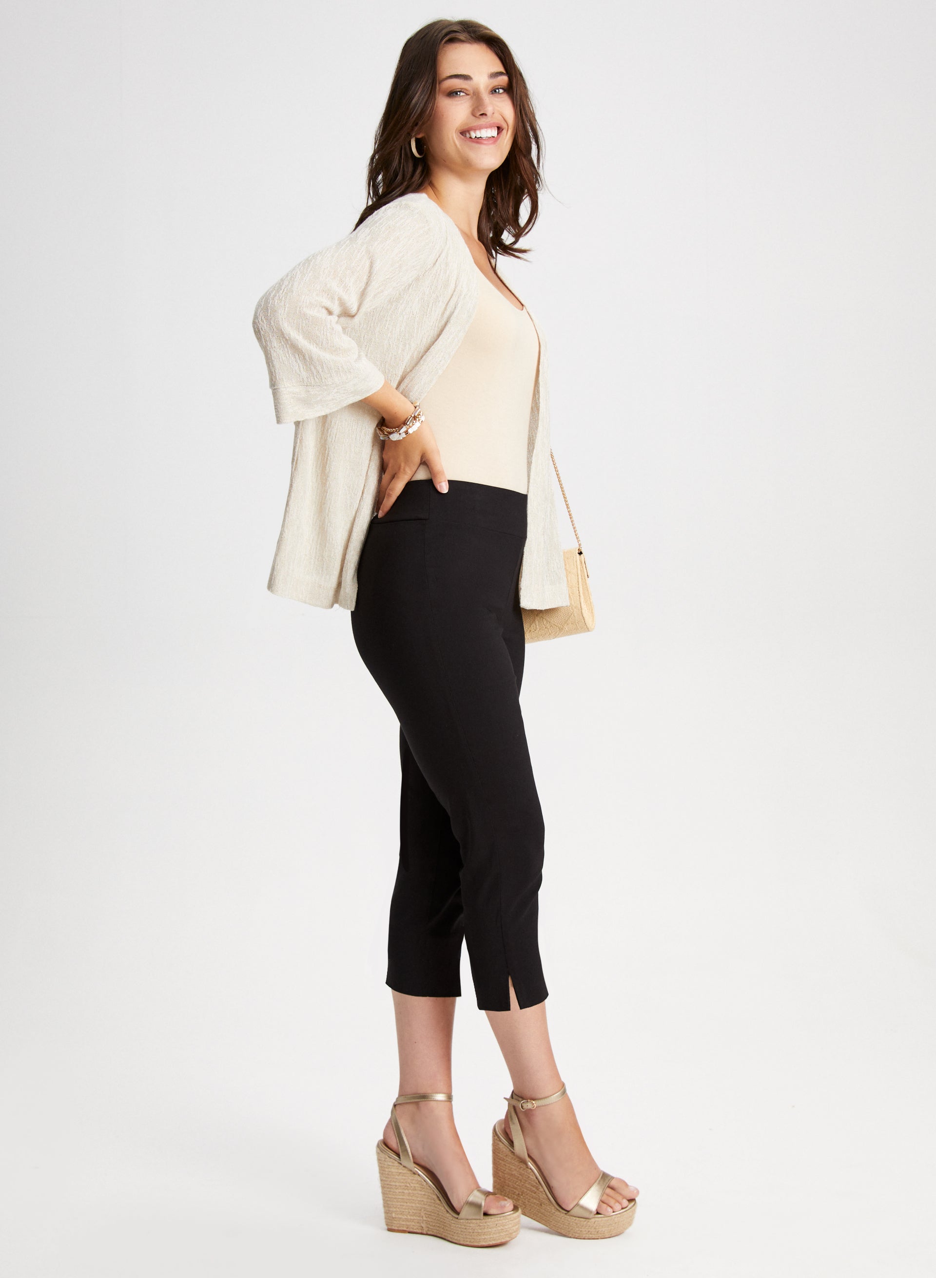 Pull-On Slit Detail Capris