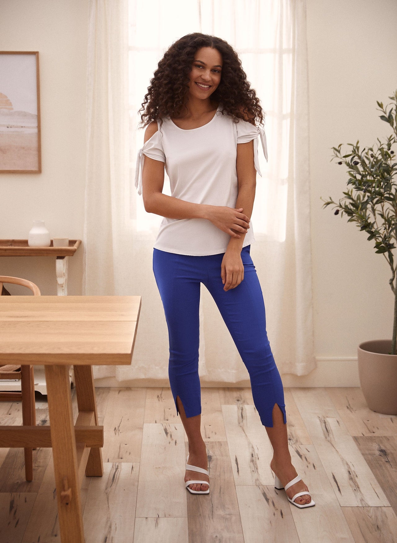 Slit Hem Pull-On Capris